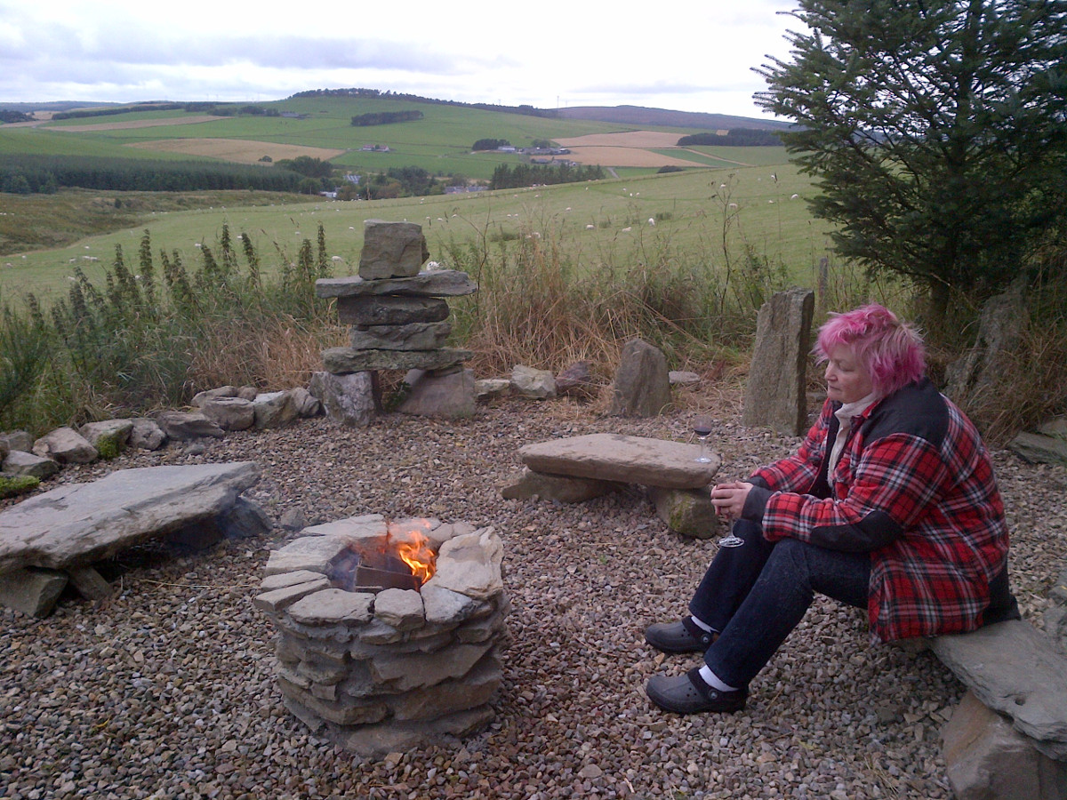 Henge (2013) – Shenwall.com